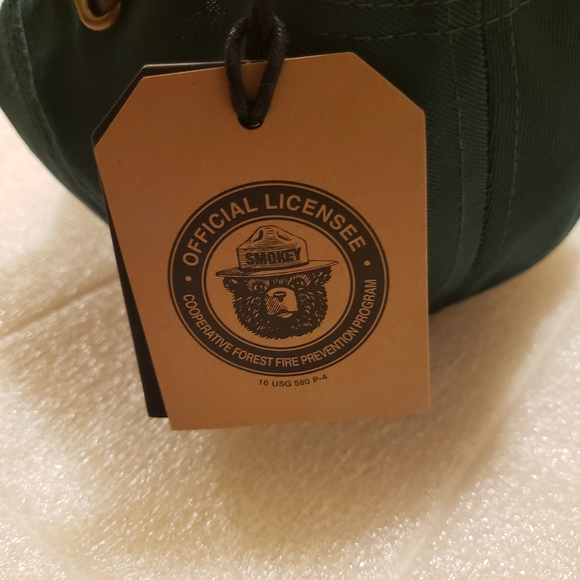 Filson | Accessories | Nwt Filson Smokey Bear Low Profile Hat Cap Green ...